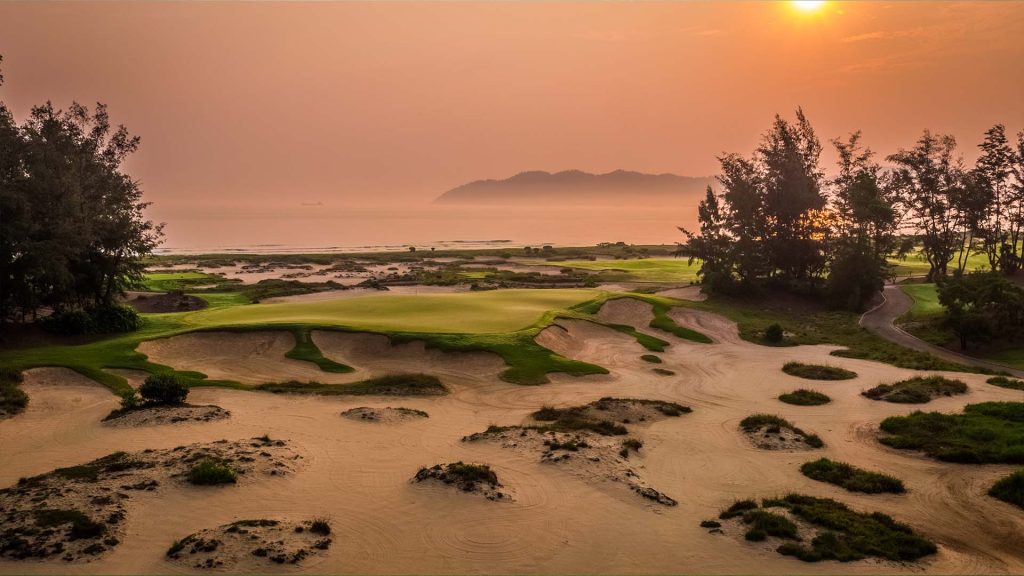 Laguna Golf Lang Co: Premier Golfing Experience in Vietnam